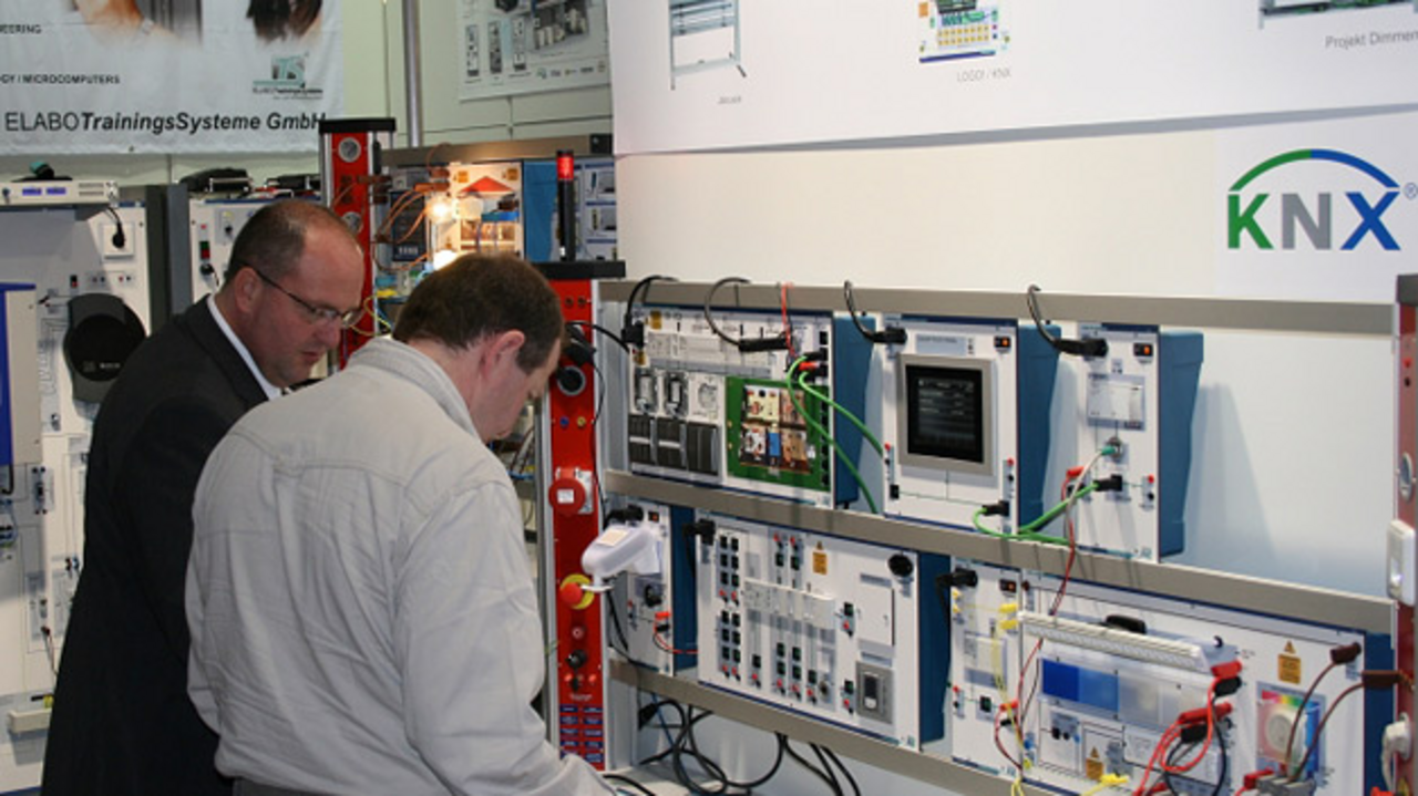 light+building 2014 Gebäudeautomation - Bilder - Elektroniknet